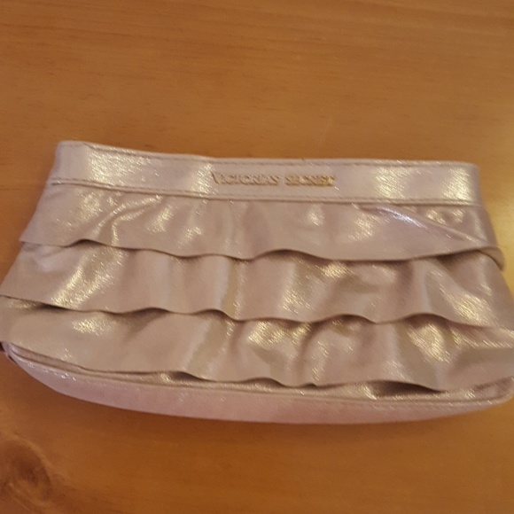 Victoria's Secret | Makeup | Victorias Secret Metallic Makeup Bag ...